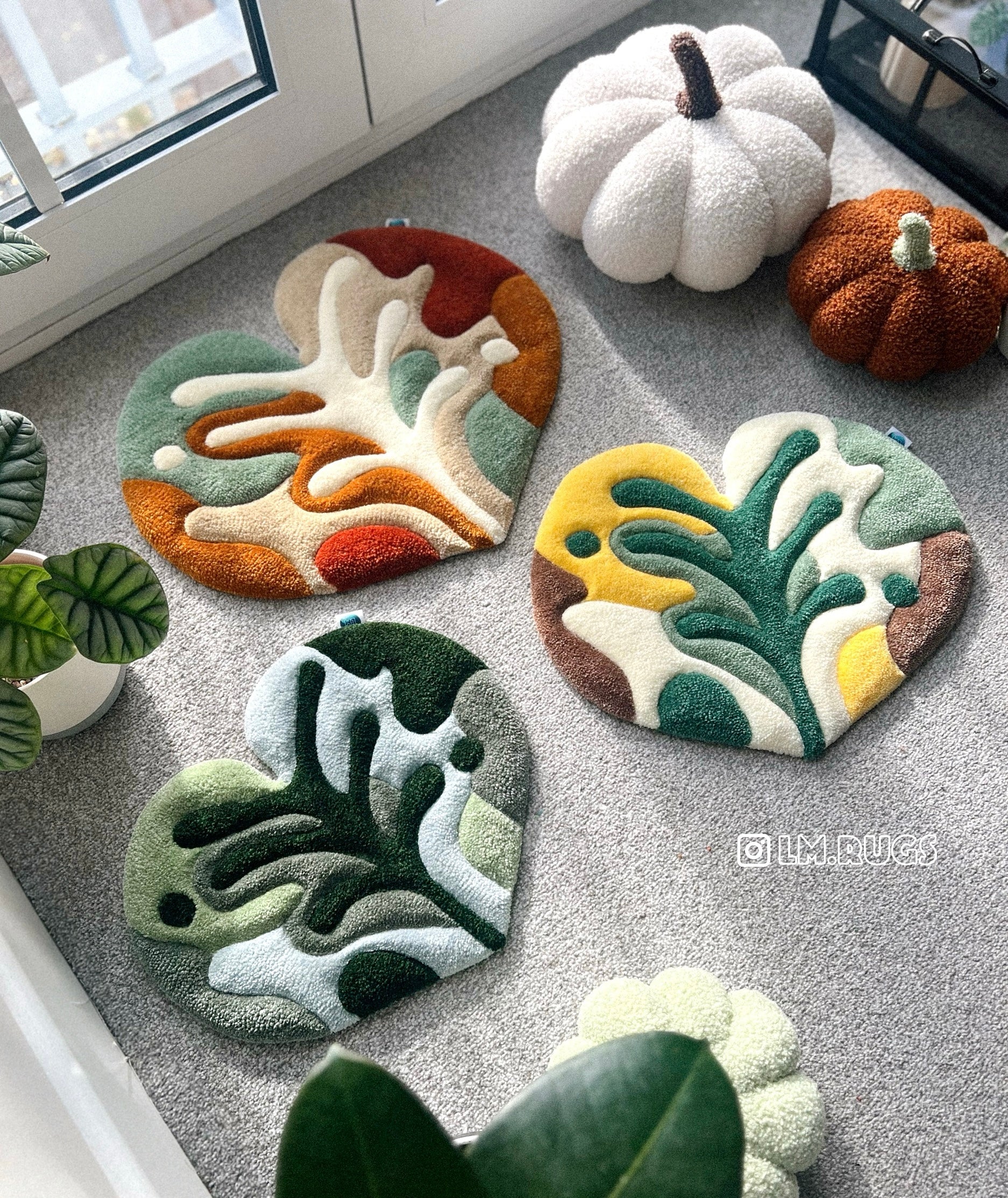 Autumn Hangable Leaf Rugs – Labeled Masterpieces